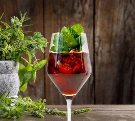 Cocktails.de | Würzige Mischung: Cocktails mit Kräutern
