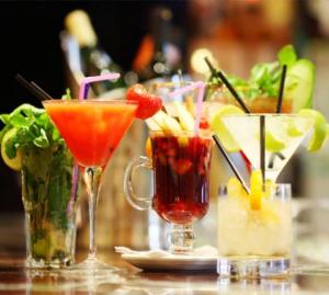 Cocktails.de | Würzige Mischung: Cocktails mit Kräutern